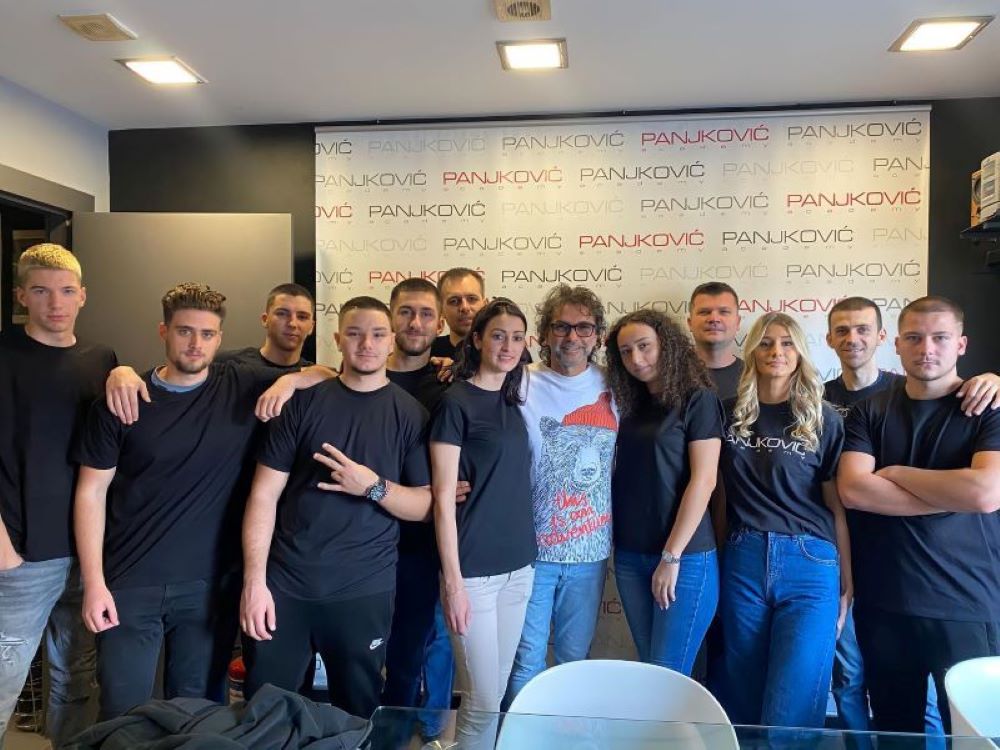 Kurs za frizera Akademije Panjković - iskustva polaznika - Beton Hala ...