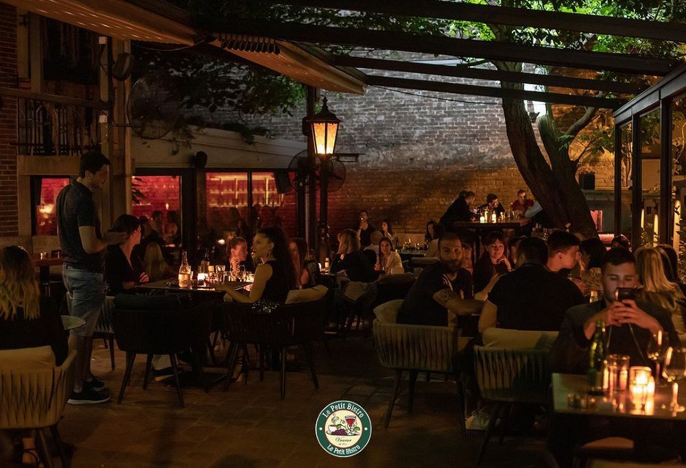 Le Petit Bistro Vračar - Noćni žvot Beograda - Beton Hala Beograd